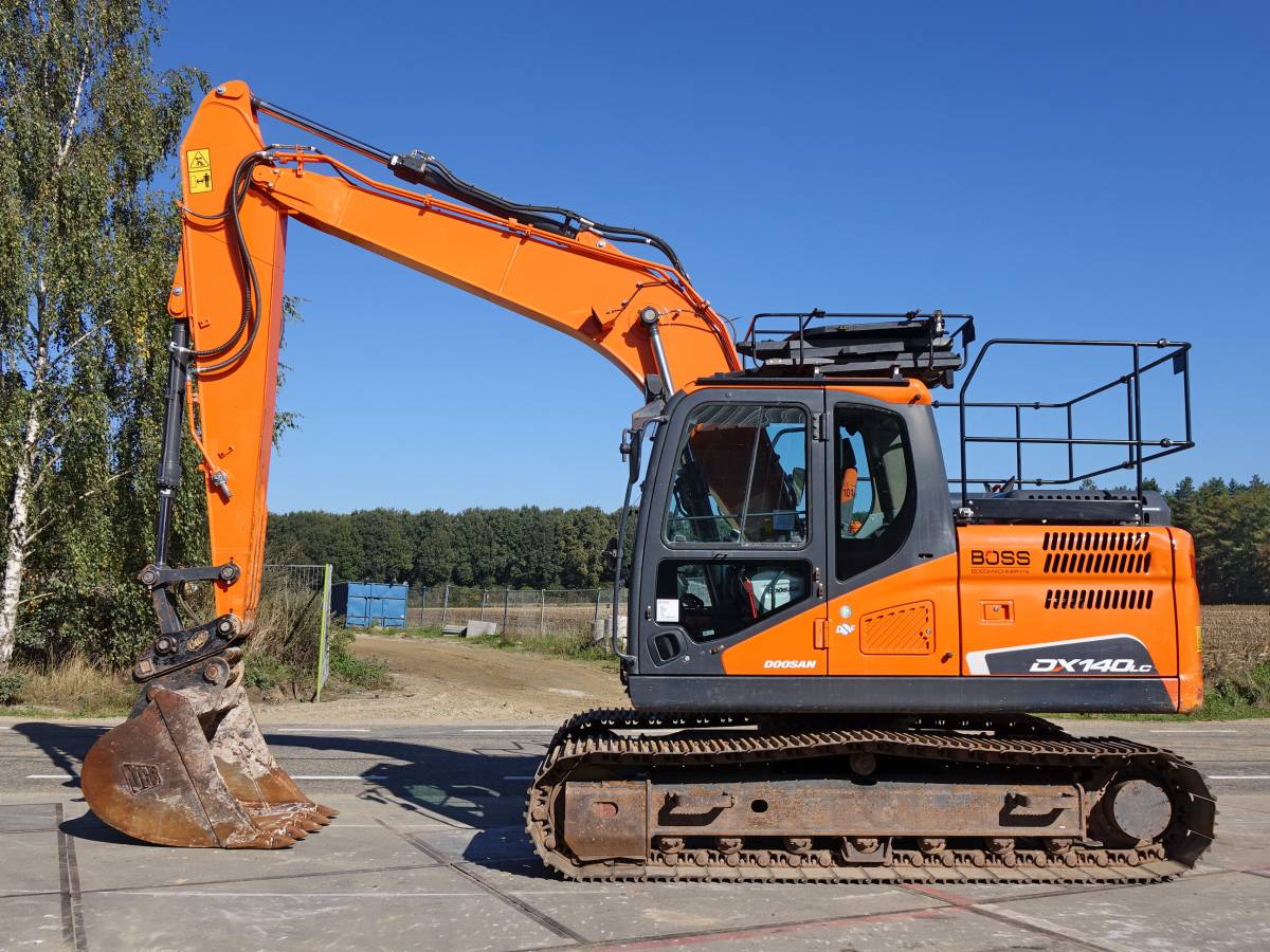 Doosan DX140LC-5 (2335 HOURS) Excavator | Boss Machinery
