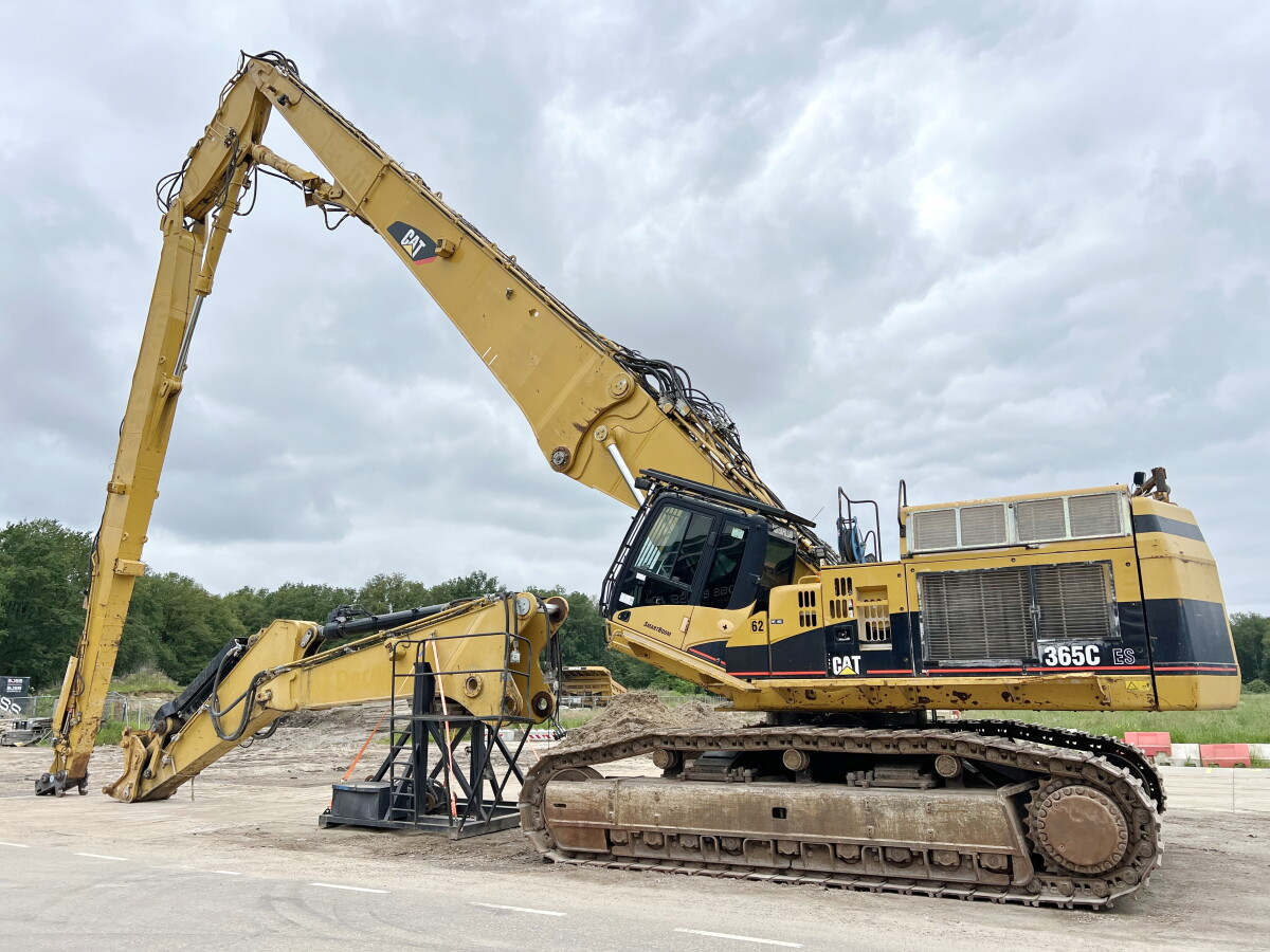 Caterpillar 365CL UHD - 33 Meter Demolition Excavator | Boss Machinery