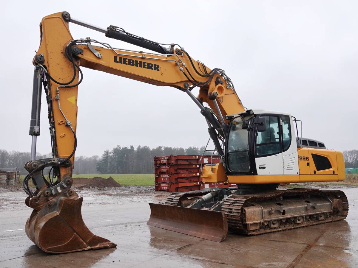Liebherr R926LC Excavator | Boss Machinery