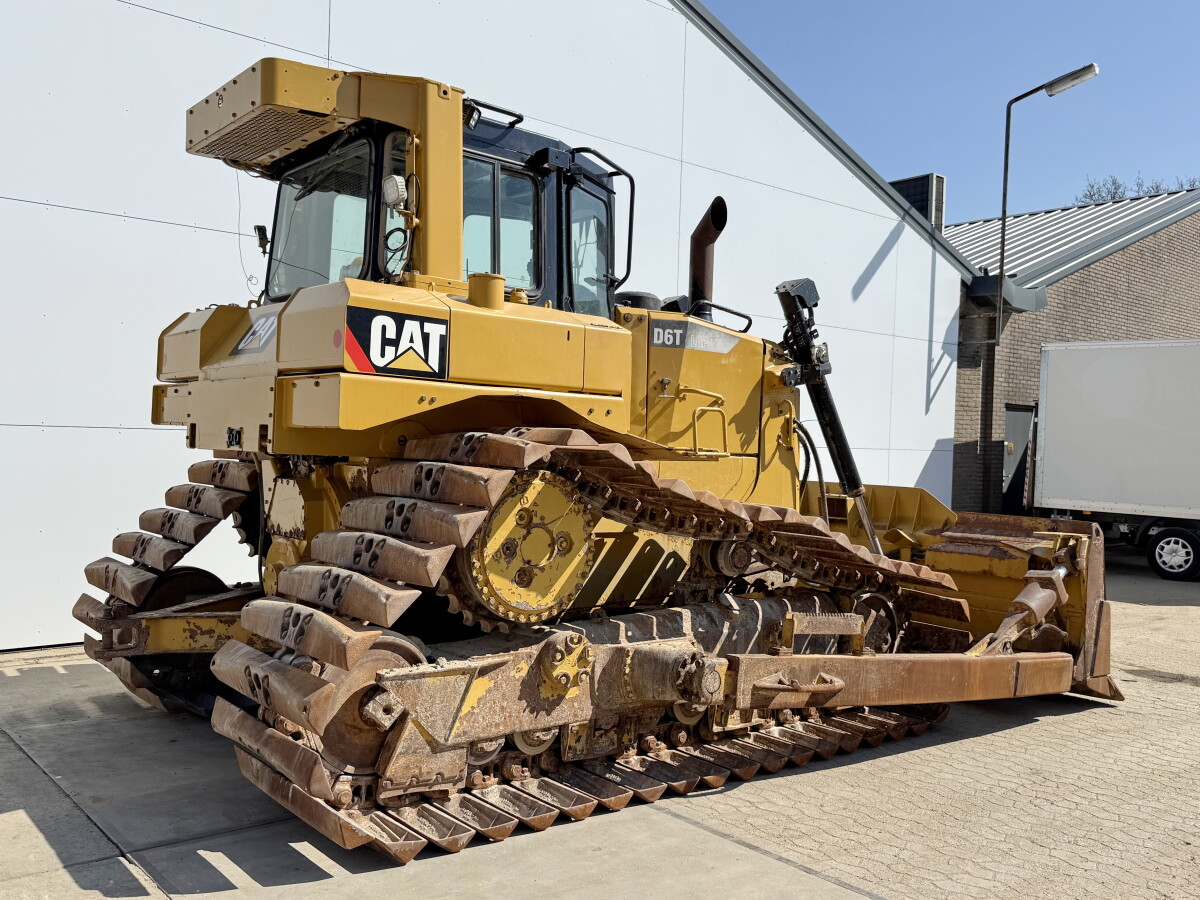 Caterpillar D6T LGP Dozer | Boss Machinery