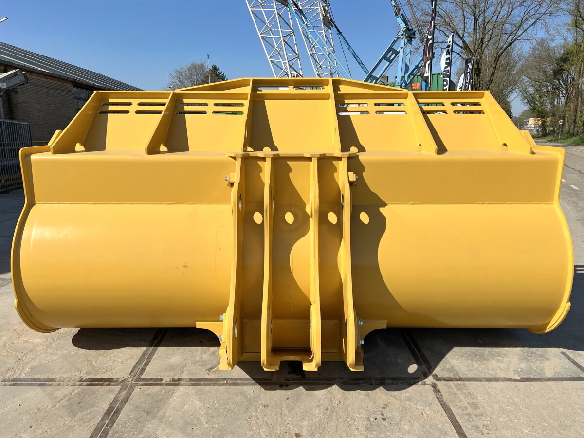 CAT 988H Bucket Dutch fabrication Hardox Bakken | Boss Machinery