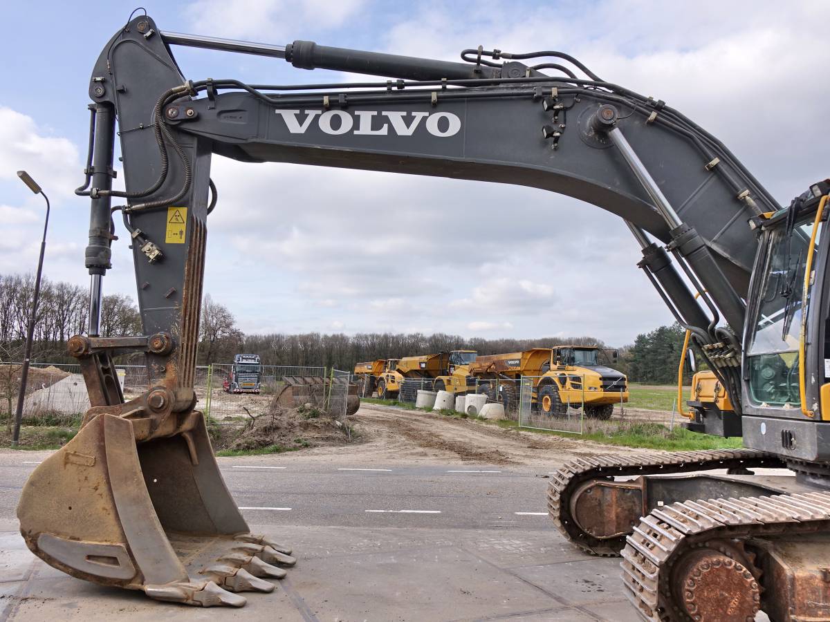 VOLVO EC380DL Excavator | Boss Machinery