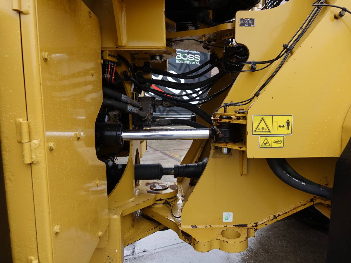 Caterpillar 972M XE Wheel Loader | Boss Machinery