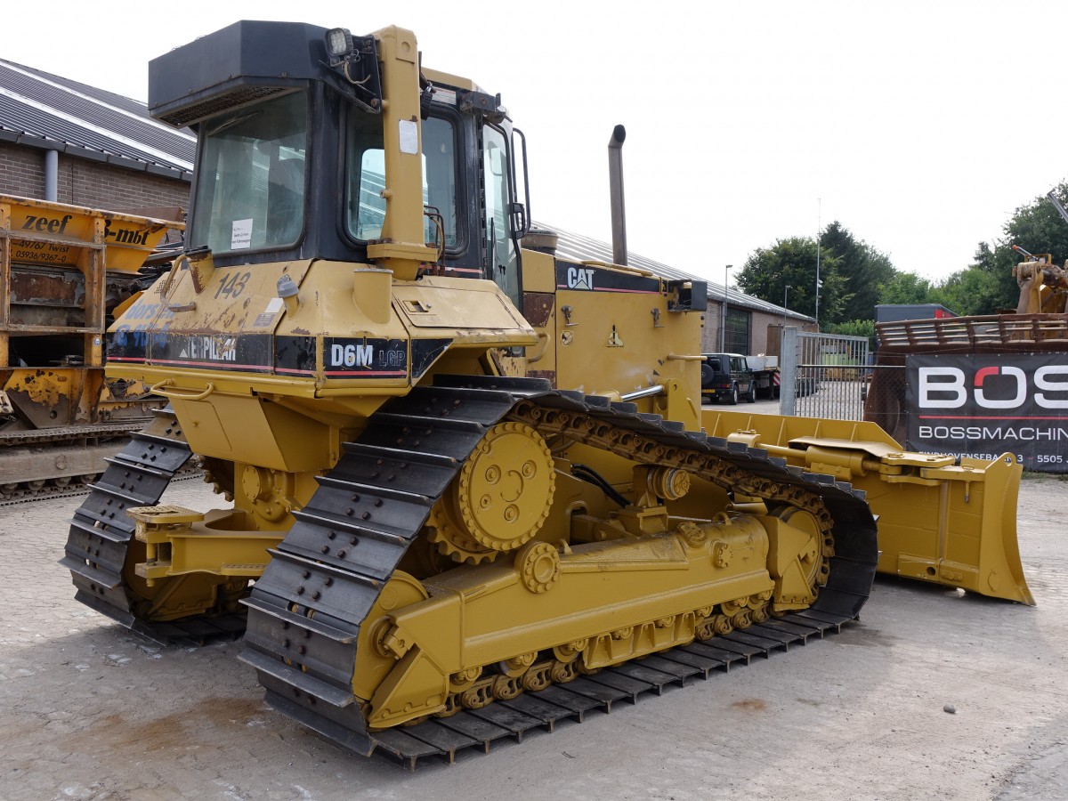 Caterpillar D6M LGP (FULL NEW UNDERCARRIAGE!) Dozer | Boss Machinery