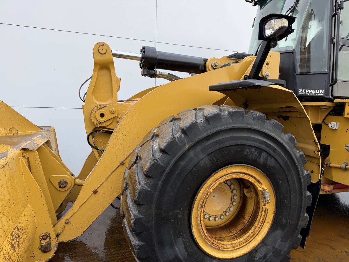 Caterpillar 966M Wheel Loader | Boss Machinery