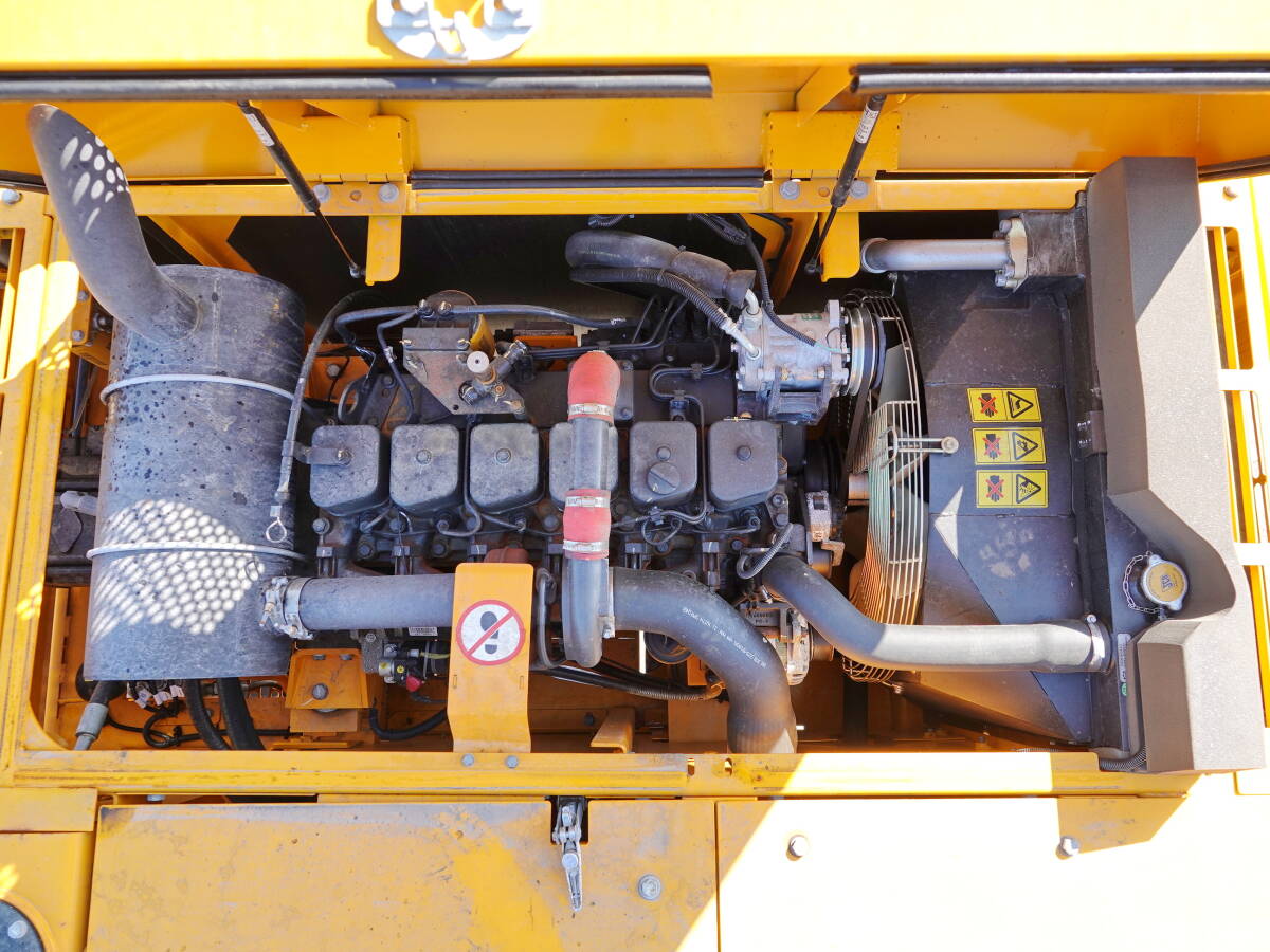 JCB 215LC Excavator | Boss Machinery