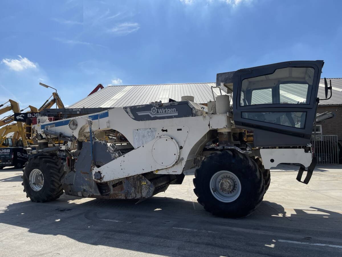 Wirtgen WR2000 Asphalt Recycler | Boss Machinery