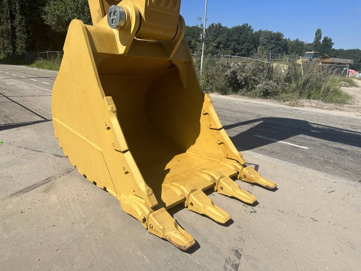 Caterpillar 350 Excavator | Boss Machinery
