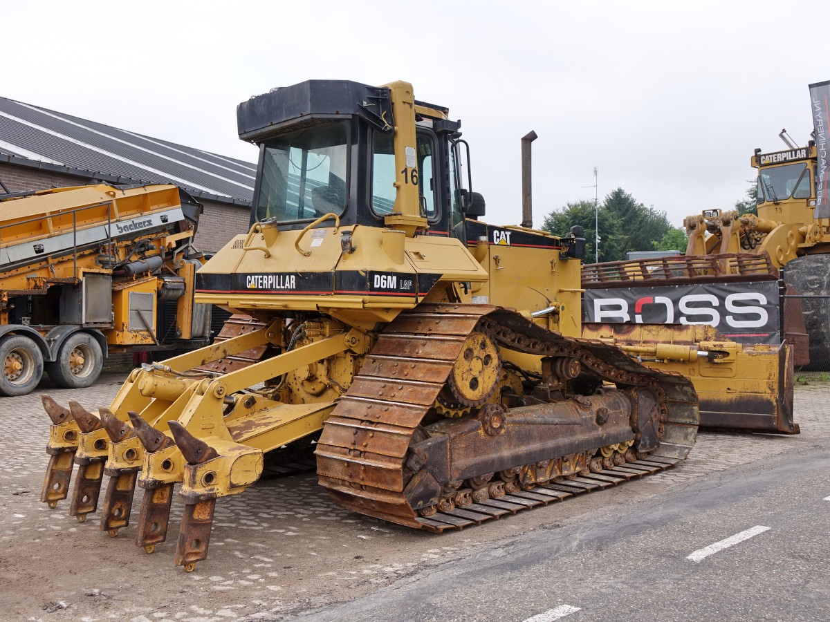 CATERPILLAR D6M LGP Dozer | Boss Machinery
