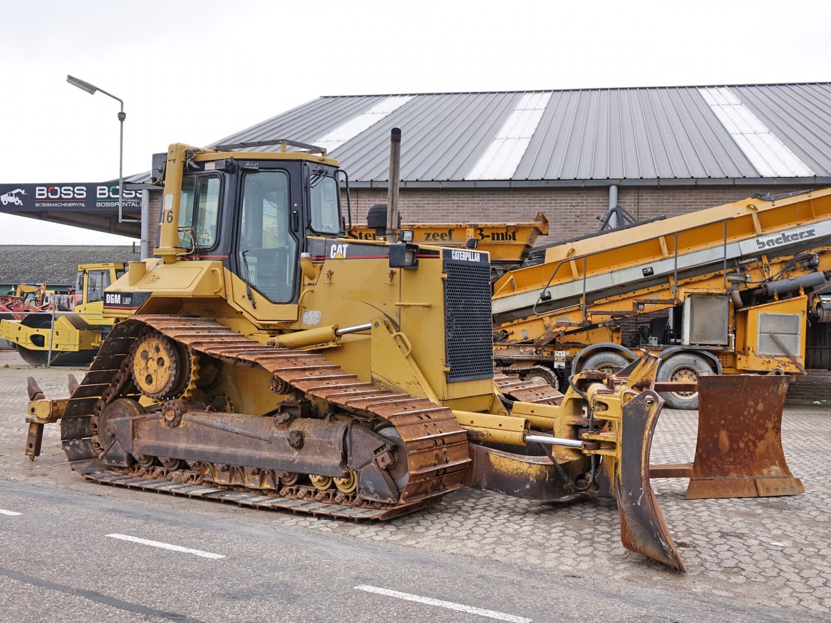 CATERPILLAR D6M LGP Dozer | Boss Machinery