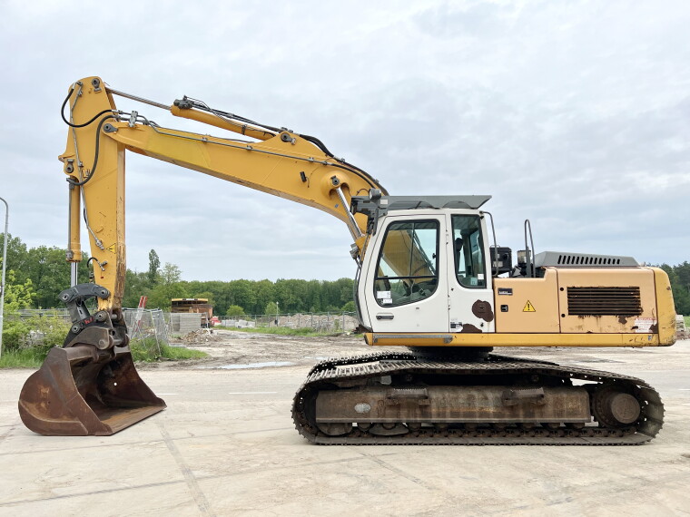 Liebherr R934C Excavator | Boss Machinery