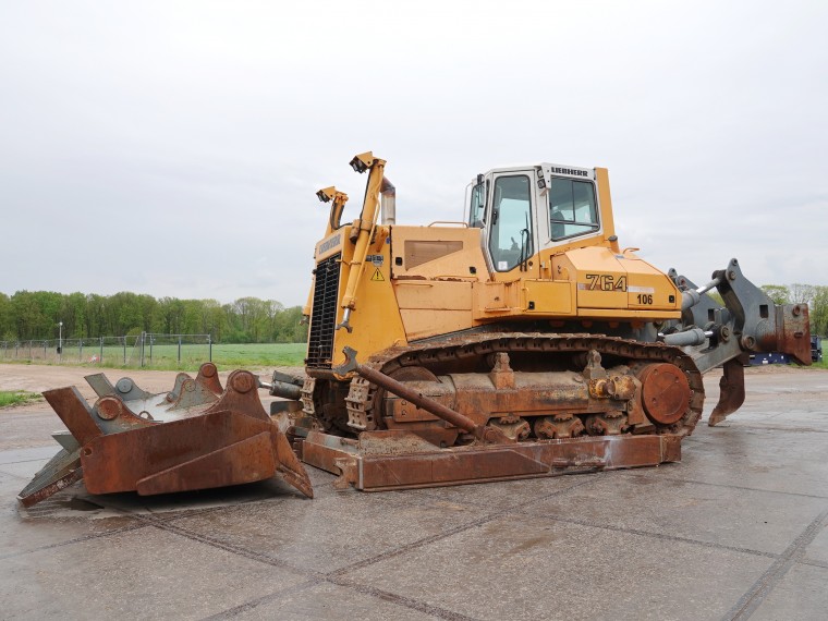 Liebherr PR764 Dozer | Boss Machinery