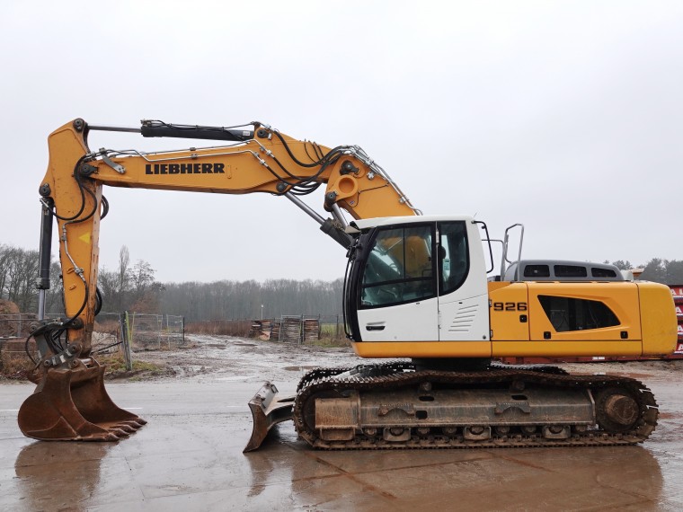 Liebherr R926LC Excavator | Boss Machinery