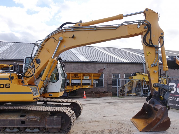 Liebherr R906 LC Litronic Excavator | Boss Machinery