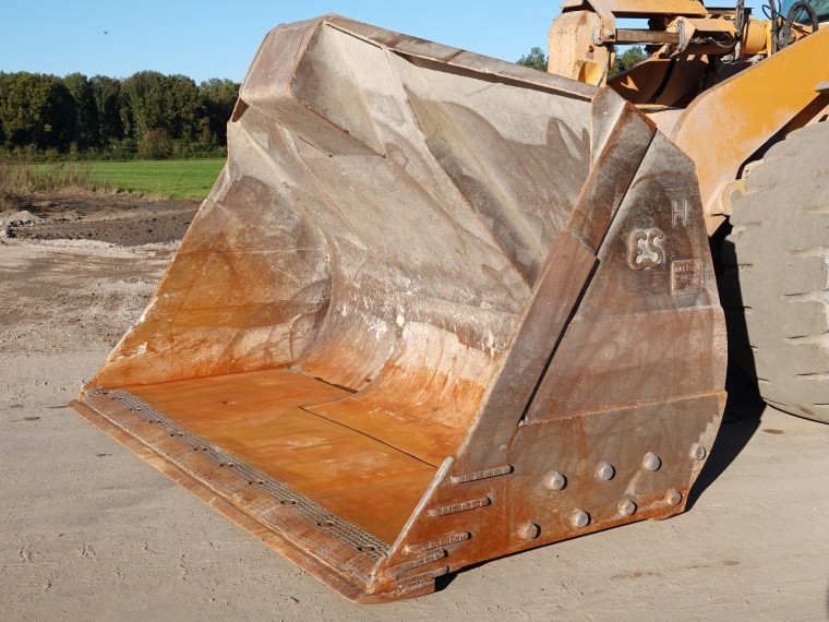Liebherr L580 2plus2 Wheel Loader | Boss Machinery