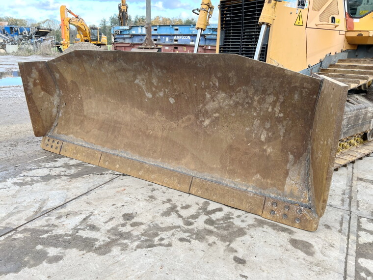 Liebherr PR724 XL Dozer | Boss Machinery