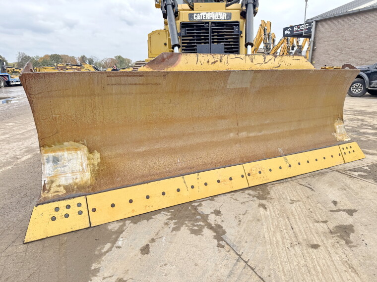 Caterpillar D6T Dozer | Boss Machinery
