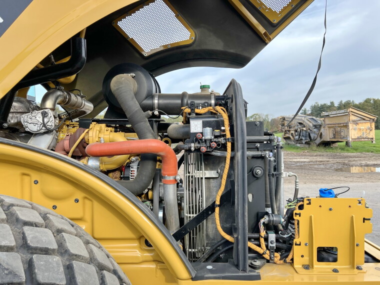 Caterpillar CS66B Roller | Boss Machinery
