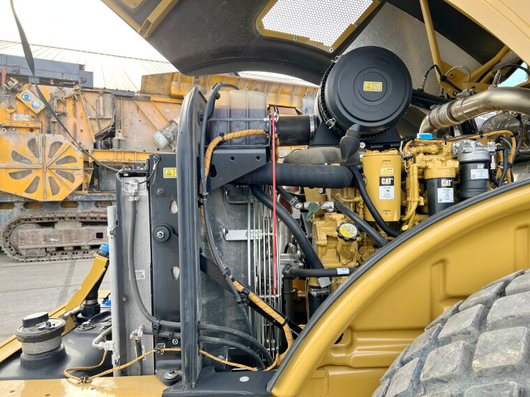 Caterpillar CS66B Roller | Boss Machinery