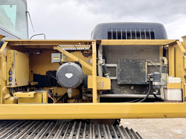 Caterpillar 330BL Excavator | Boss Machinery