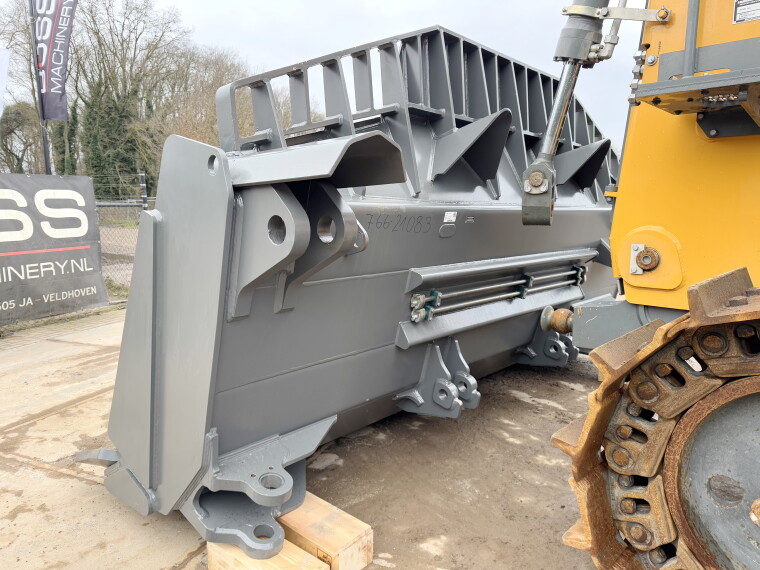 Liebherr PR766 05 Gen 8 Dozer | Boss Machinery