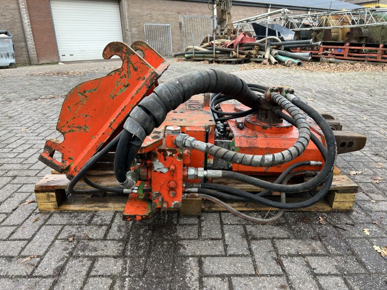 ICE 230B Vibratory Hammer Hamer | Boss Machinery